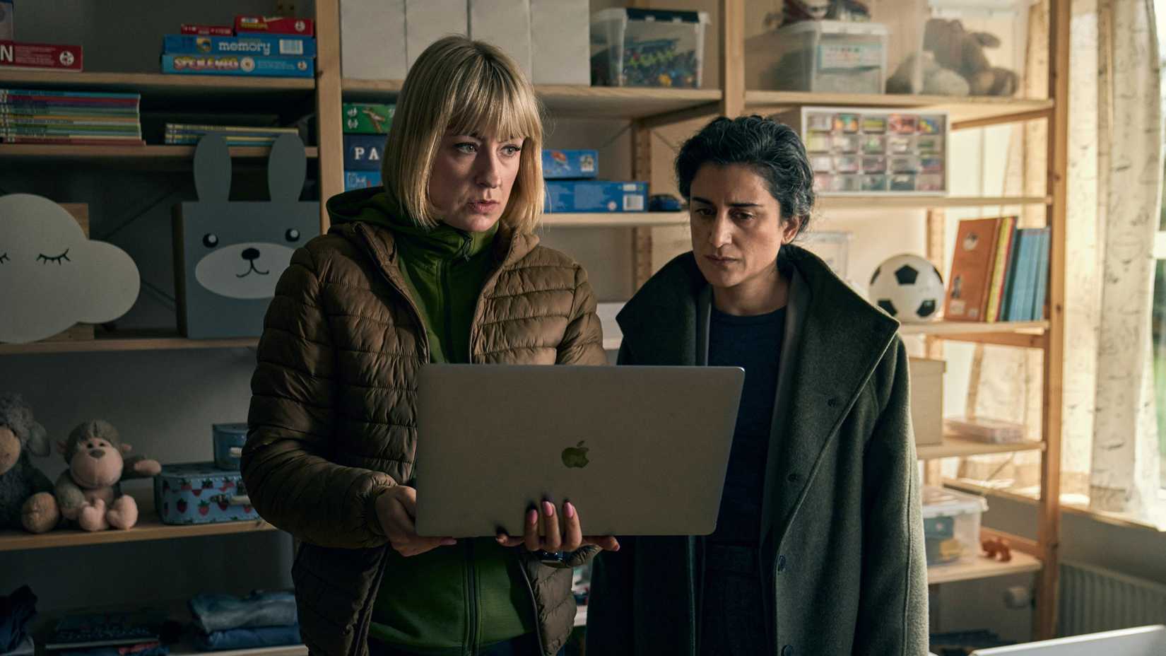 Netflix's 100% Rotten Tomatoes Thriller Just Beat Game of Thrones at ...