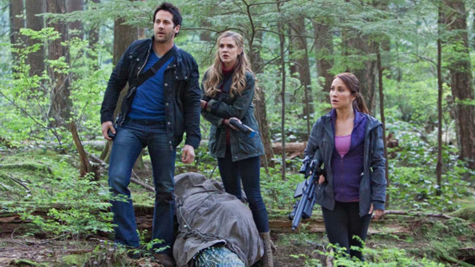 Hidden Gem Sci-Fi Series With Dinosaurs & Time Travel Streaming for Free