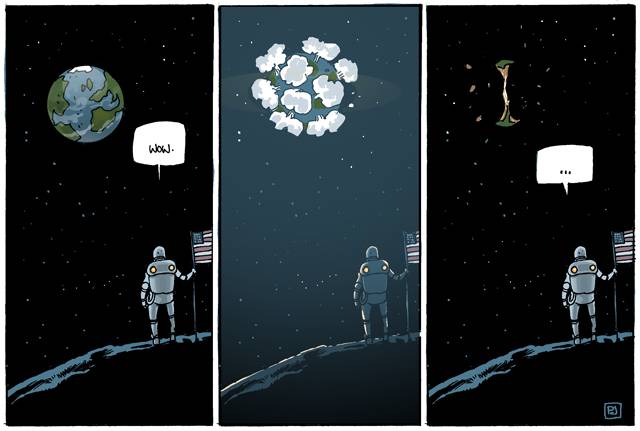 Warren Ellis wants your three-panel comic