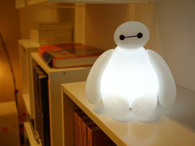 This adorable Baymax will be your personal nighttime companion