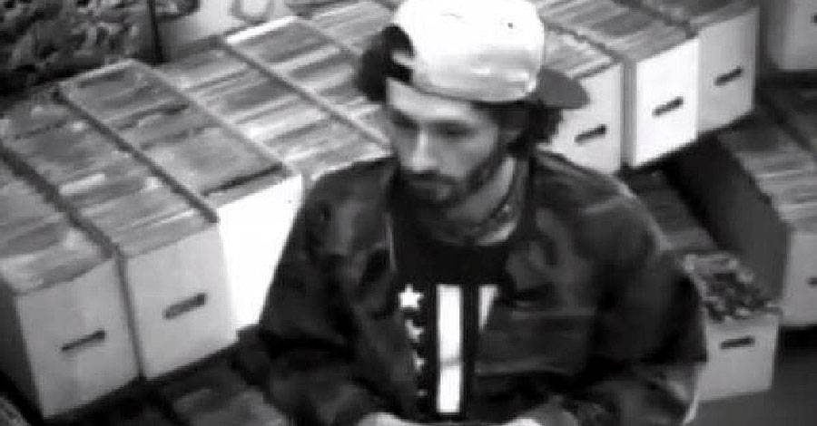 Comics A.M. | Suspect arrested in attempted 'Magic' card robbery