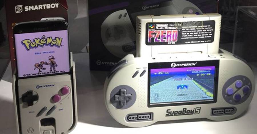 This device will turn your smartphone into a Game Boy