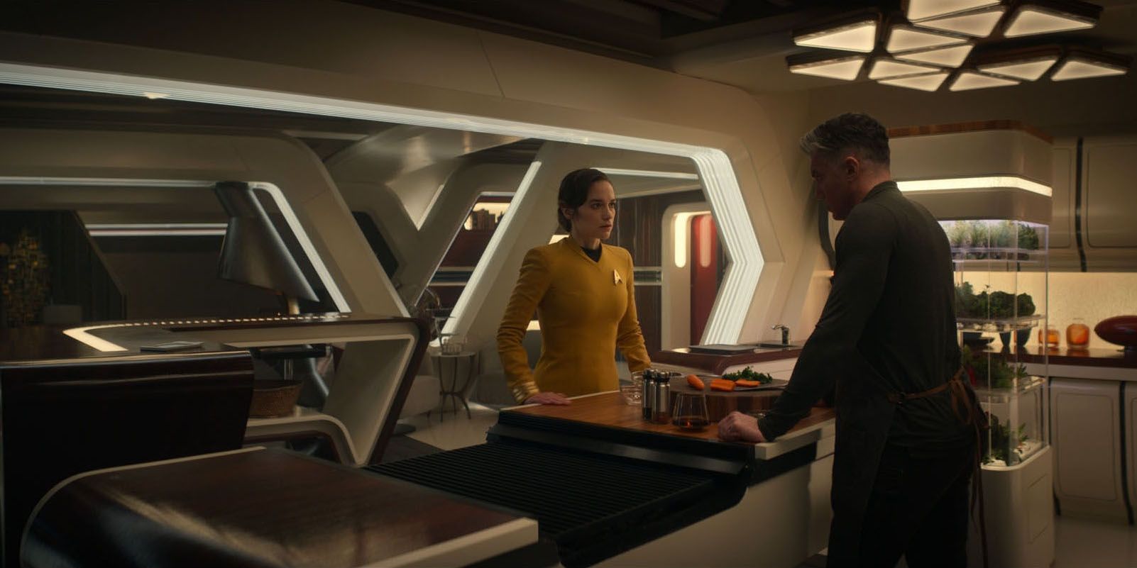 'We All Had a Ball': Jonathan Frakes Talks Directing the Latest Episode ...