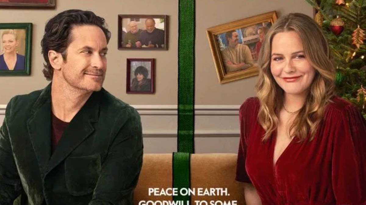 A Merry Little Ex-Mas | CBR