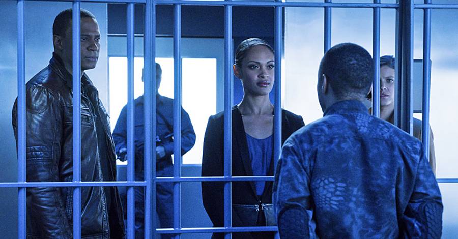 The Queens Return To The Island In Deadly "Arrow" Trailer