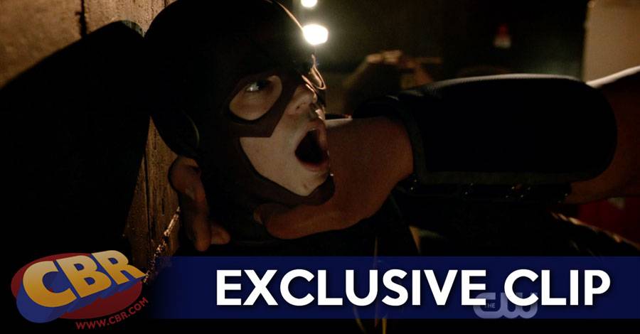 EXCLUSIVE: Flash Tangles with Atom Smasher in New "The Flash" Premiere Clip