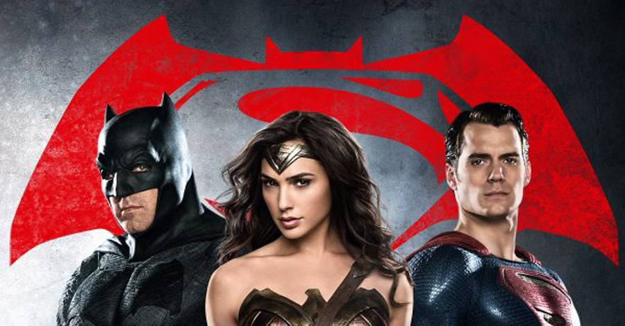"Batman V Superman" Cinematographer Now Insists "Everyone Will Love ...
