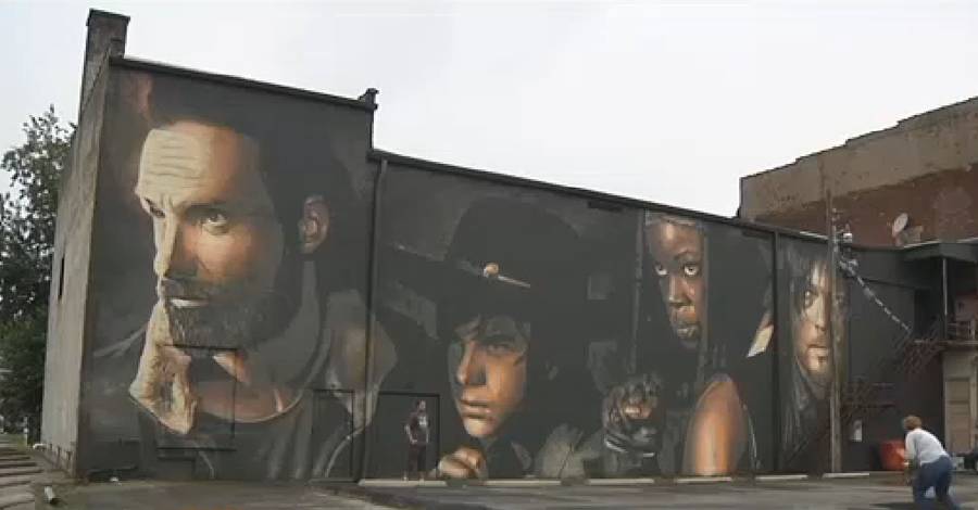 "The Walking Dead" Scares Up a Wall Mural in Cynthiana, Kentucky