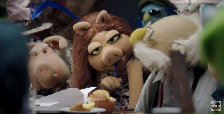 Kermit the Frog's New 'Muppets' Girlfriend Revealed
