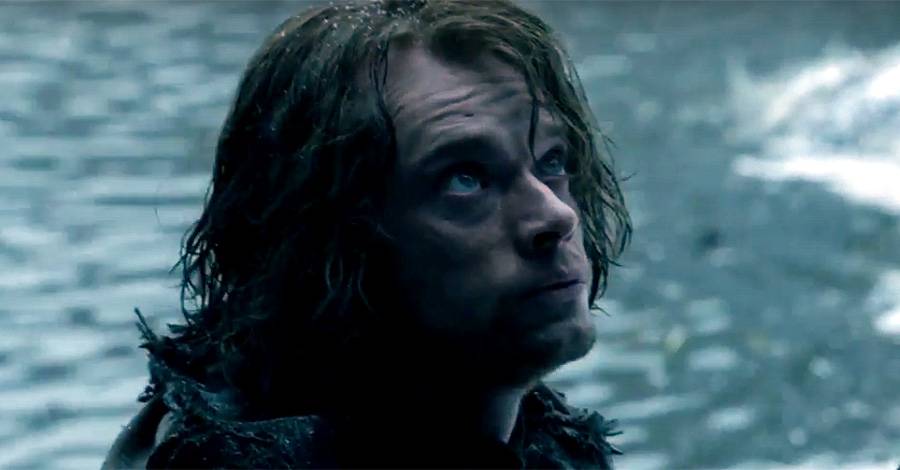 Sansa and Reek Make an Icy Escape in 'Game of Thrones' Clip